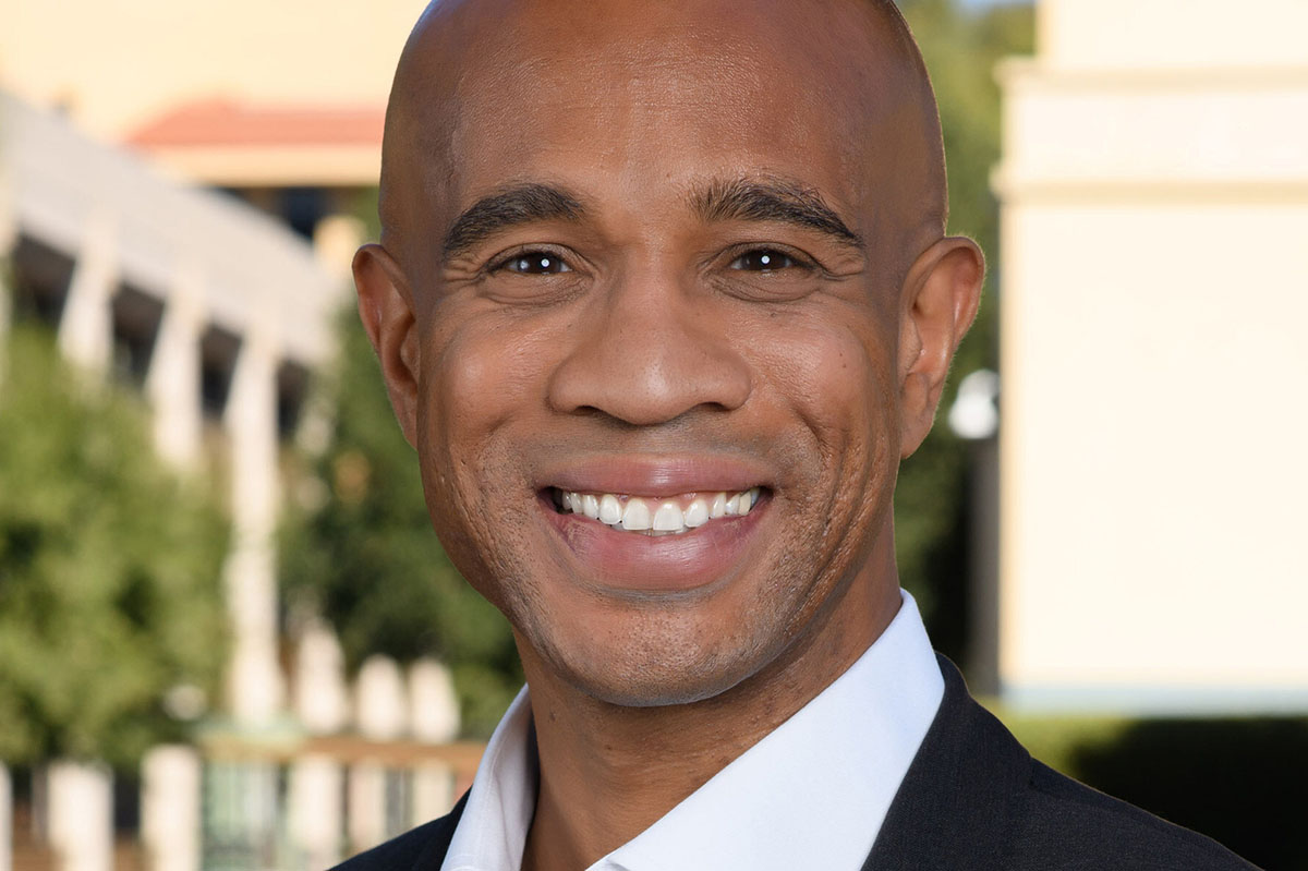 McDonald’s nombra a Kareem Daniel, de Disney, para su junta directiva ...