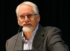 Dan Wieden, orador en la AHAA | Adlatina