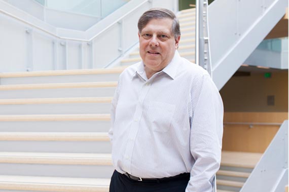 Microsoft hace una revisión global de agencias | Adlatina