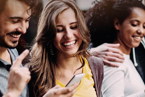 Los millennials hispanos son un 74% más influenciables por sus hijos ...